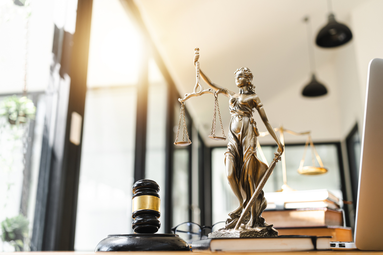 How Criminal Lawyers Can Help You Navigate The Criminal Justice System ...